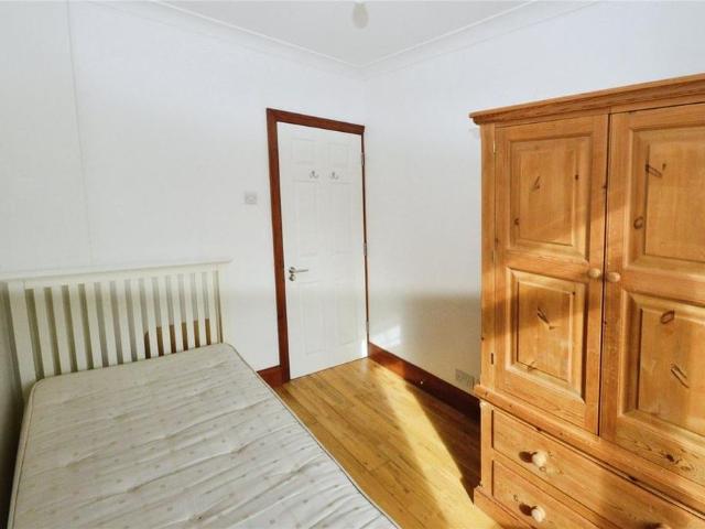 1 bedroom in a house share to rent