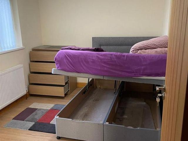 1 bedroom in a house share to rent