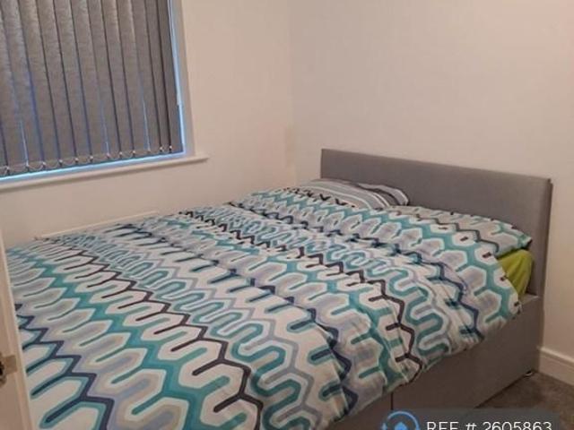 1 bedroom in a house share to rent
