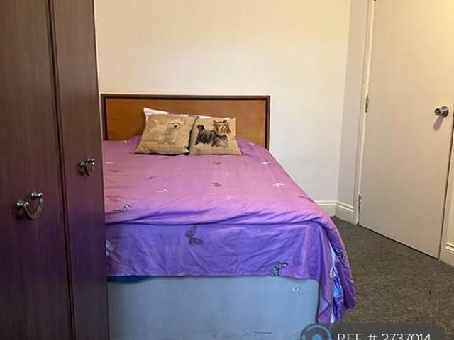 1 bedroom in a house share to rent