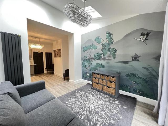 1 bedroom in a house share to rent
