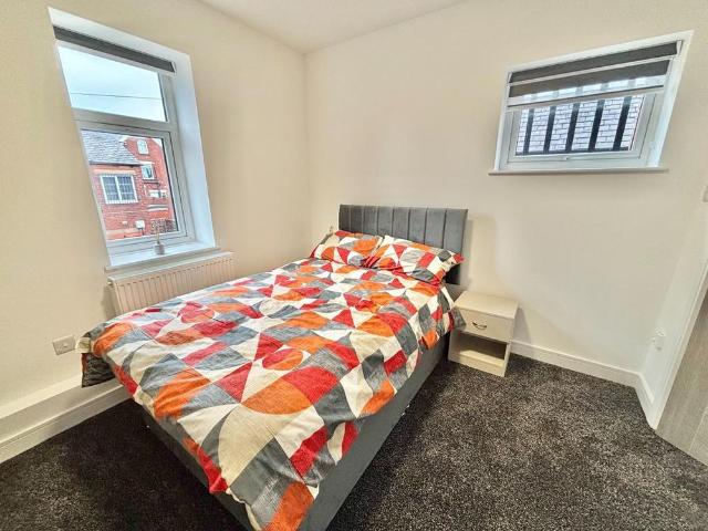1 bedroom in a house share to rent