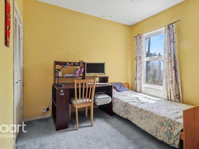 1 bedroom in a house share to rent