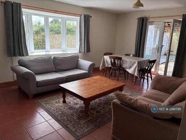 1 bedroom in a house share to rent