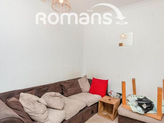 1 bedroom in a house share to rent
