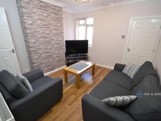 1 bedroom in a house share to rent