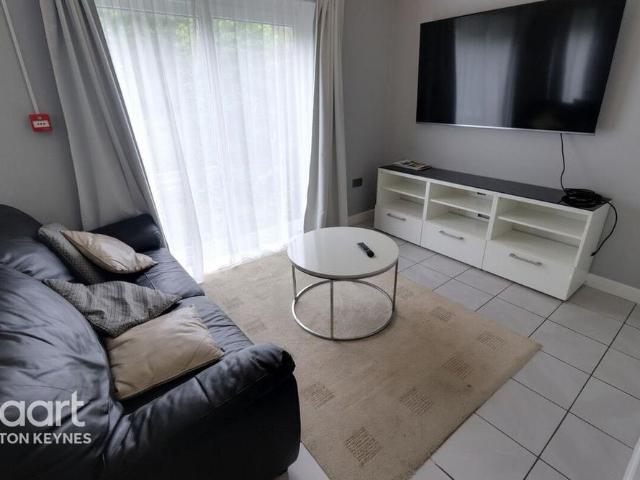 1 bedroom in a house share to rent