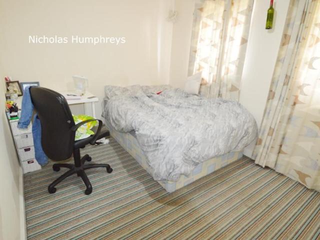 1 bedroom in a house share to rent