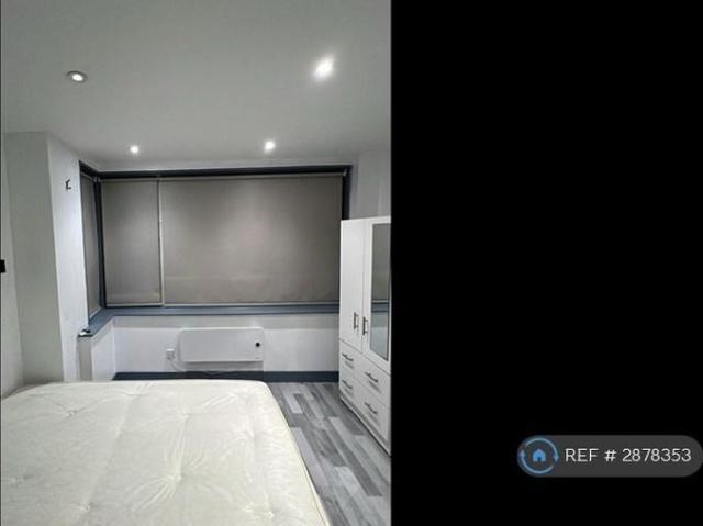 1 bedroom in a house share to rent