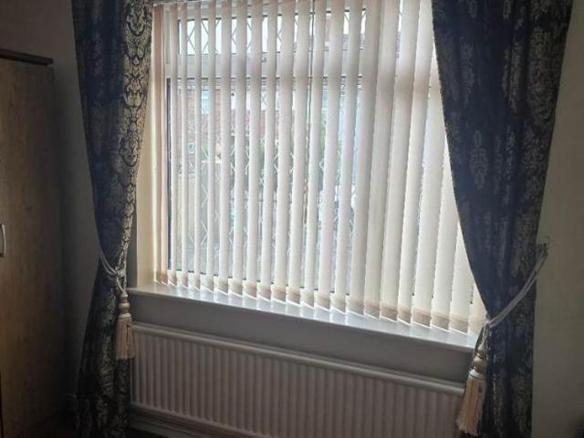 1 bedroom in a house share to rent