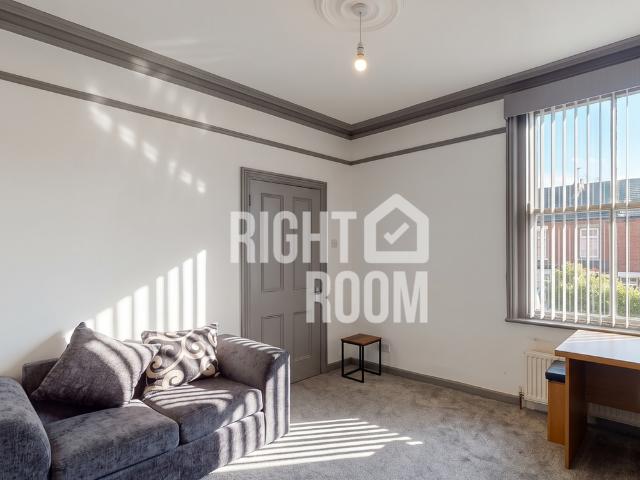 1 bedroom in a house share to rent