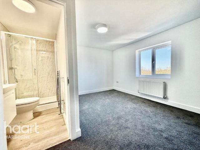1 bedroom in a house share to rent