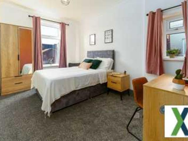 1 bedroom in Bromwich Street, Bolton, BL2 #2413032