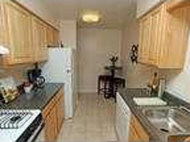 1 bedroom in Glen Ellyn IL 60137
