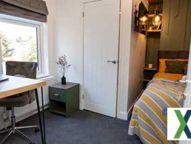 1 bedroom in Guildford Road, Southend On Sea, SS2 #2466775