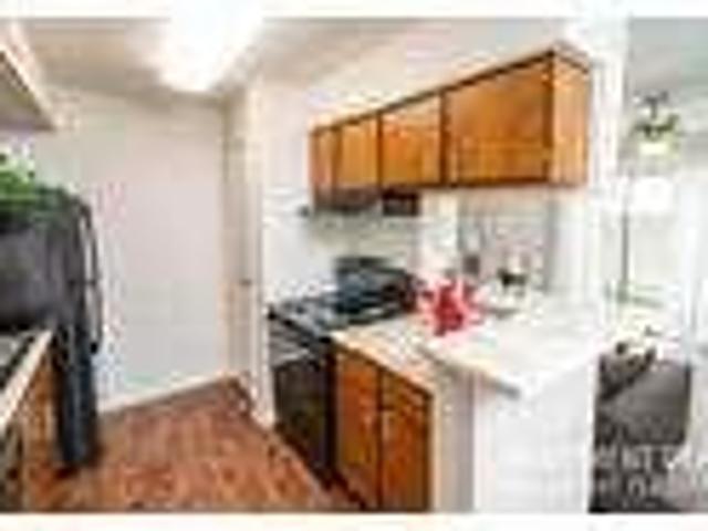 1 bedroom in Houston TX 77014