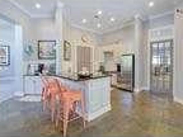 1 bedroom in Houston TX 77021