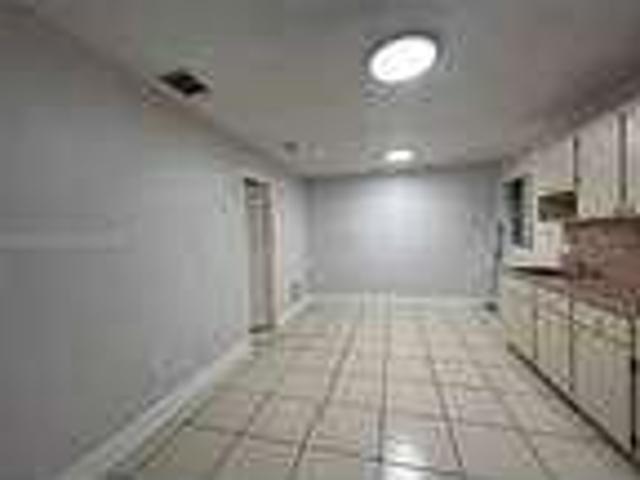 1 bedroom in Hialeah FL 33010