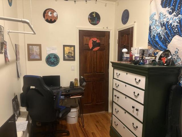1 Bedroom in Inwood!