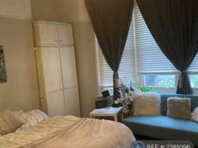 1 bedroom in Inchmery Rd, London, SE6 #2389396