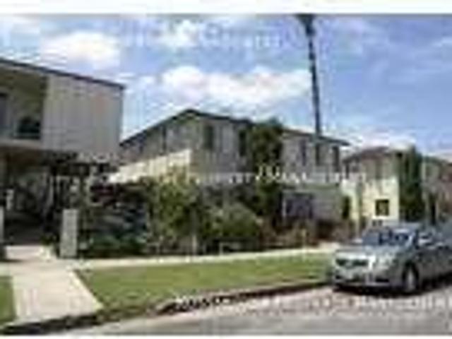 1 bedroom in Los Angeles CA 90038