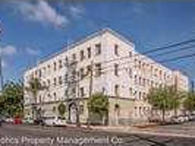 1 bedroom in Los Angeles CA 90042