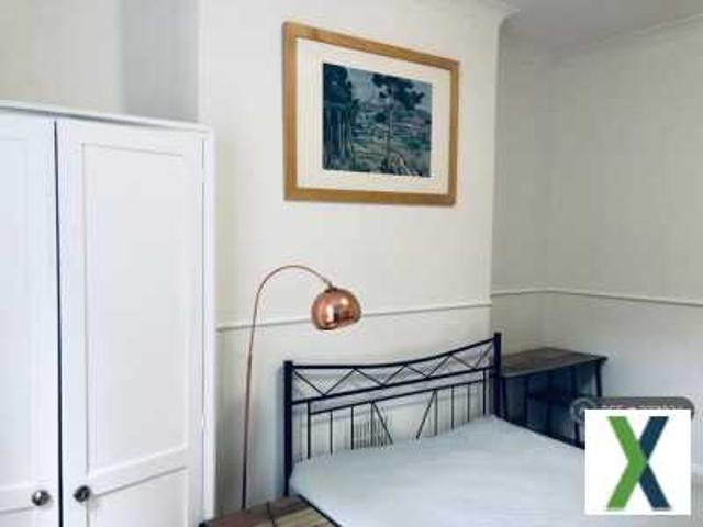1 bedroom in Lausanne Road, London, SE15 #2221834