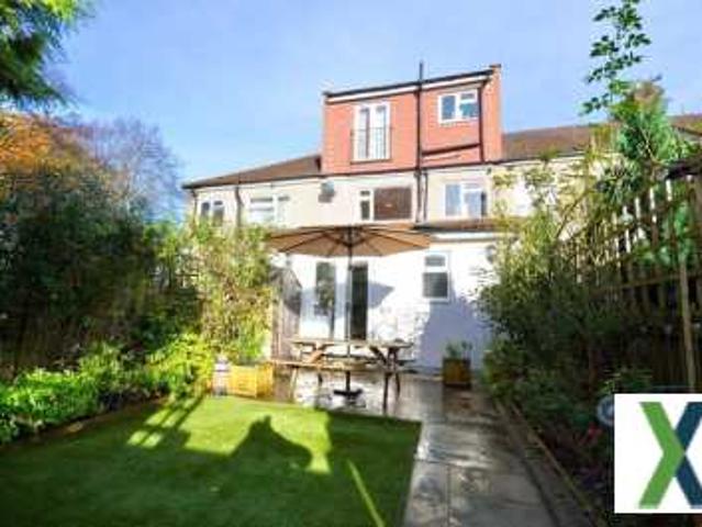 1 bedroom in Morden Road, Mitcham, CR4 #919232
