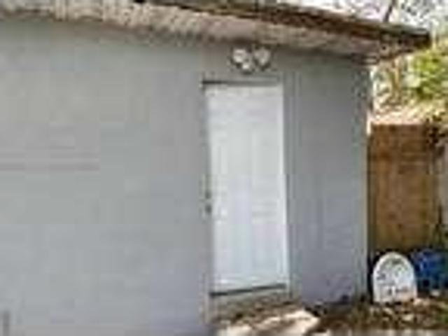1 bedroom in Miami Florida 33147