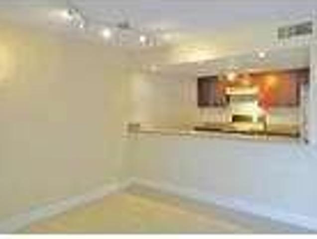 1 bedroom in Saint Petersburg FL 33712