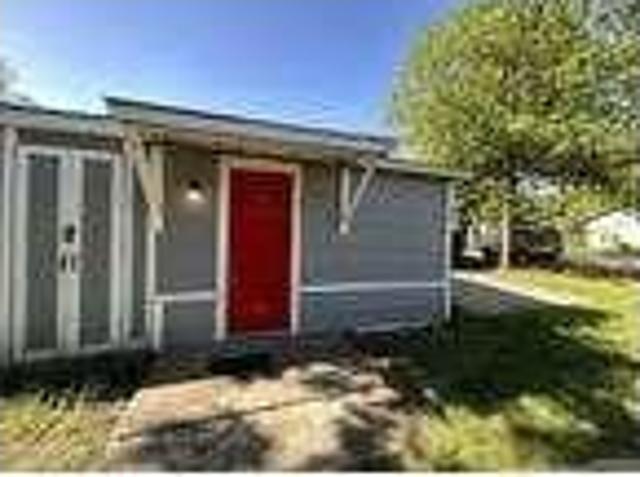 1 bedroom in San Antonio TX 78214