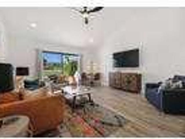 1 bedroom in Palm Desert California 92211