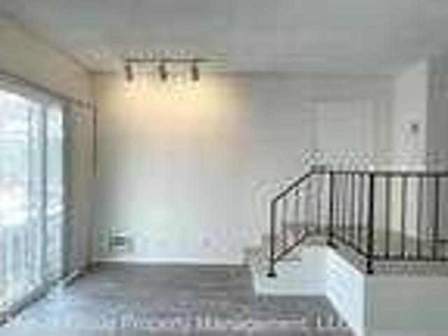 1 bedroom in Playa del Rey CA 90293