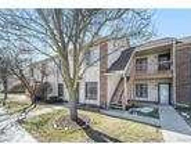 1 bedroom in Roseville MI 48066