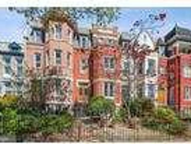 1 bedroom in Washington DC 20002