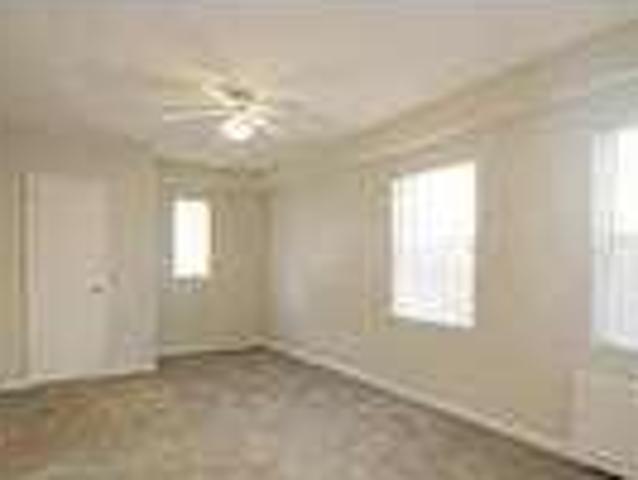 1 bedroom in Washington DC 20019