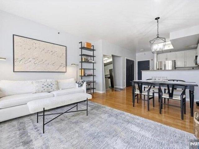 1 bedroom, Jersey City NJ 07305 102762111