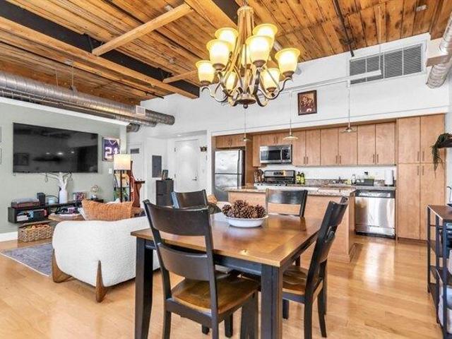 1 bedroom, Lowell MA 01852 102346852