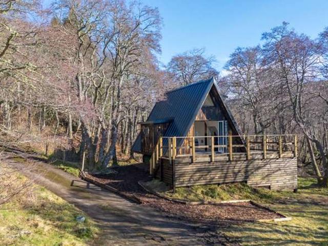 1 Bedroom Lodge Character Property