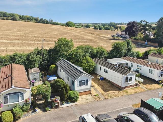 1 bedroom lodge for sale