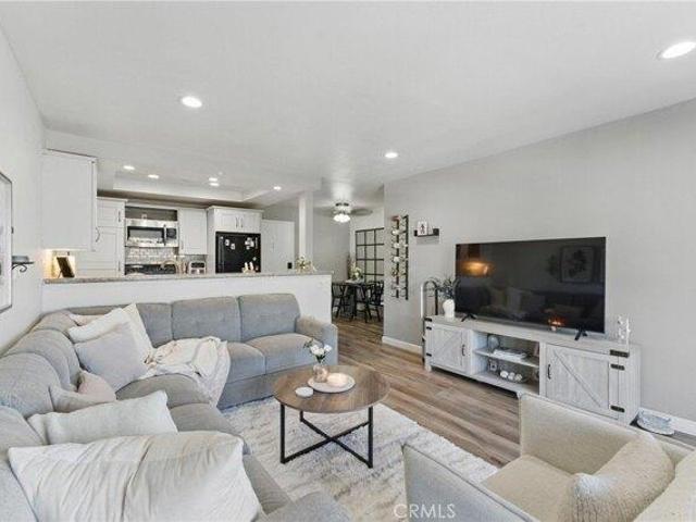 1 bedroom, Long Beach CA 90814 90235580
