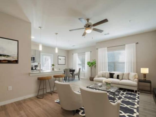 1 bedroom, La Porte TX 77571 101680806