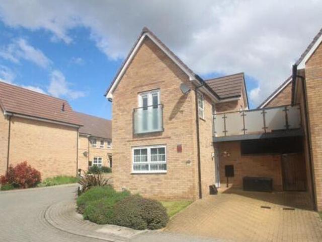 1 Bedroom Link Detached House For Sale In Milton Keynes, Buckinghamshire