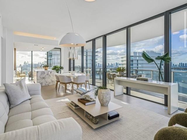1 bedroom luxury Apartment for sale in Miami Beach, Florida