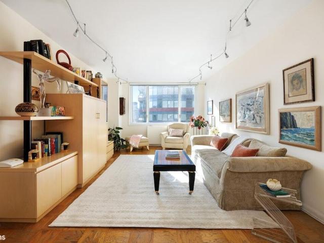 1 bedroom luxury Apartment for sale in Midtown East, United States
