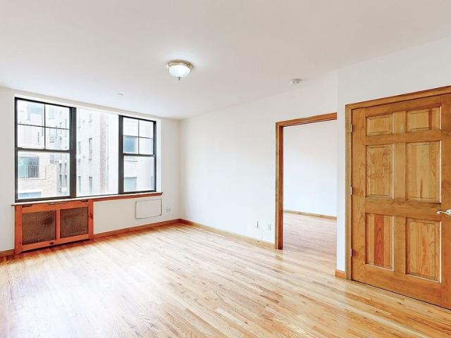 1 bedroom luxury Flat for rent in 265 West 87th Street, New York