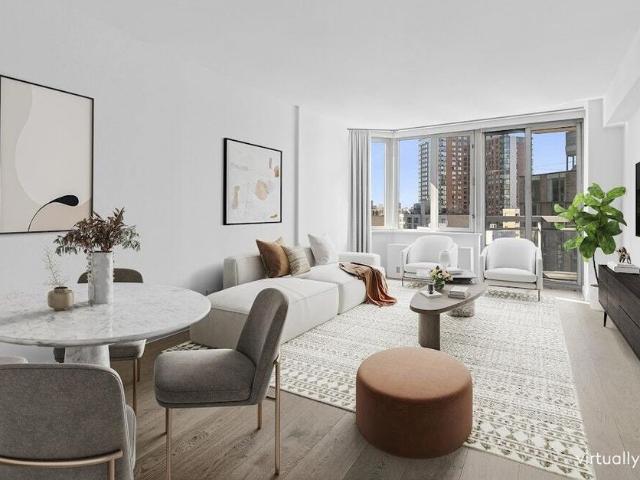 1 bedroom luxury Flat for sale in Midtown West, Manhattan, New York