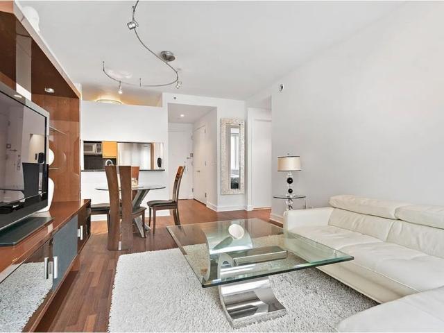 1 bedroom luxury Flat for sale in New York