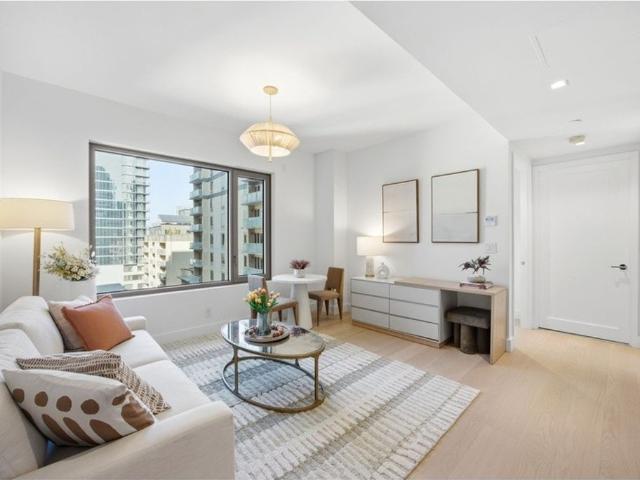 1 bedroom luxury Flat for sale in Queens, New York