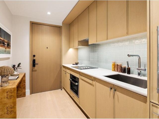 1 bedroom luxury Flat for sale in Queens, New York